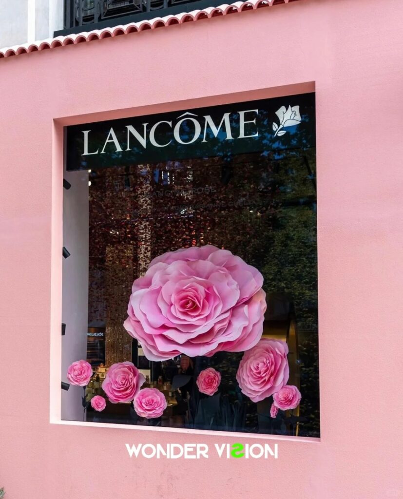 Paper Flowers for Large-Scale Display Installations - Custom POP ...